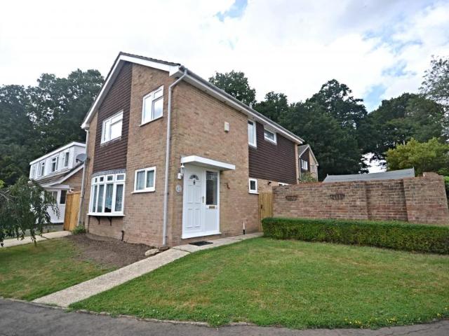 House at Fountains Close, Crawley