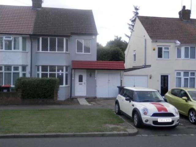 House at Florence Close, Dunstable
