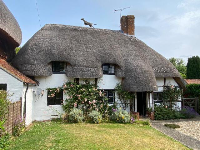 House at Froyle Road, East Hampshire