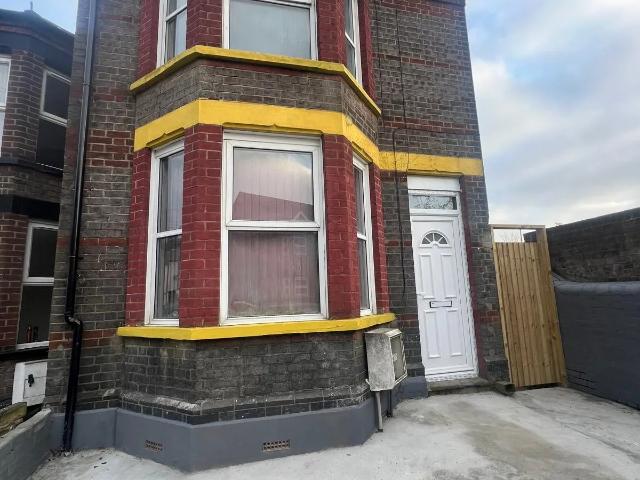 House at Francis Street, Luton