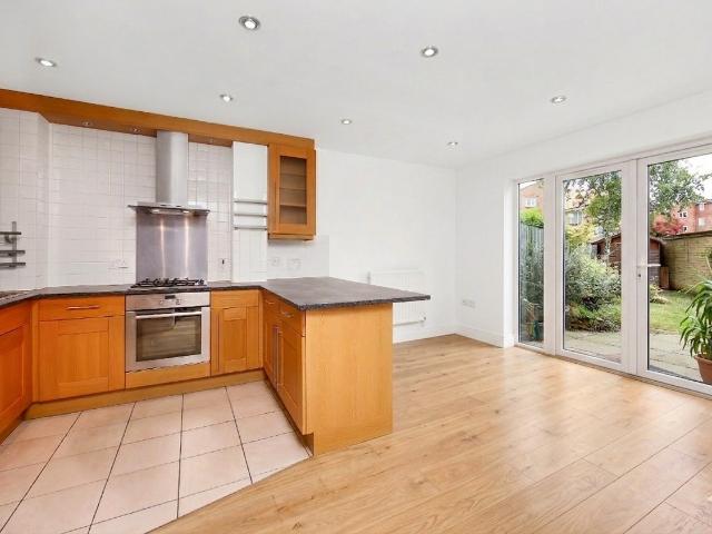 house at Franklin Place, Greenwich, SE13 7ES
