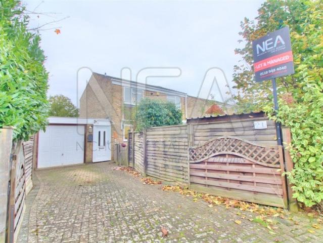 House at Fraser Avenue, Reading