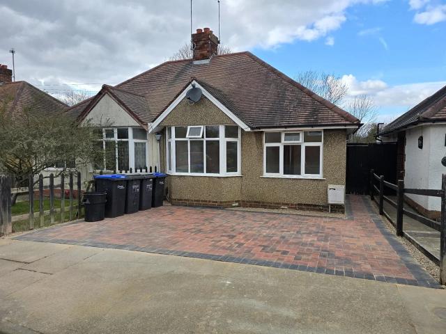 House at Fullingdale Road, Northampton