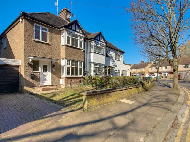 House at Gade Avenue, Watford