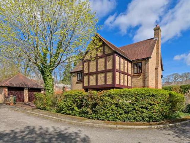 House at Garden Close, Maidenhead