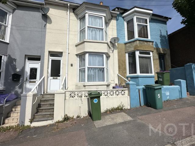 House at Garden Road, Folkestone and Hythe District