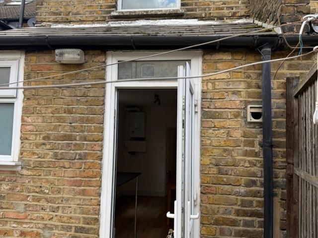 House at Garratt Lane, Greater London