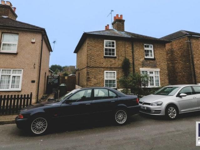 House at Gaywood Avenue, Cheshunt