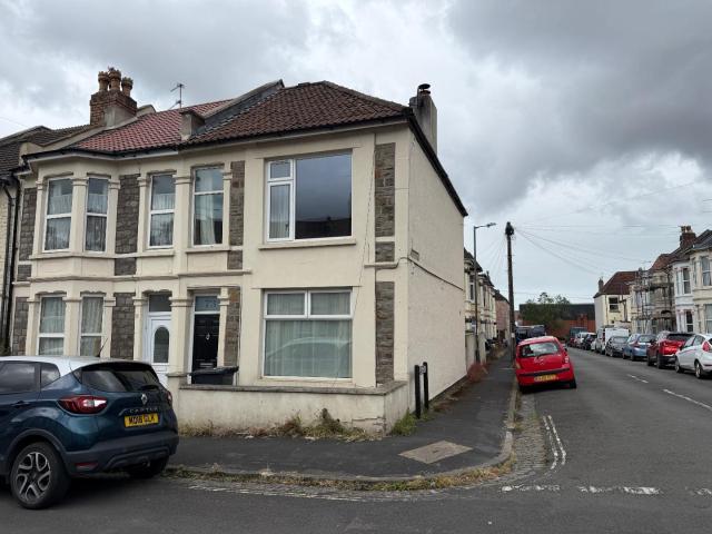 House at Gilbert Road, Bristol
