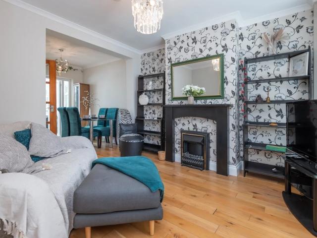 House at Gipsy Road, Greater London