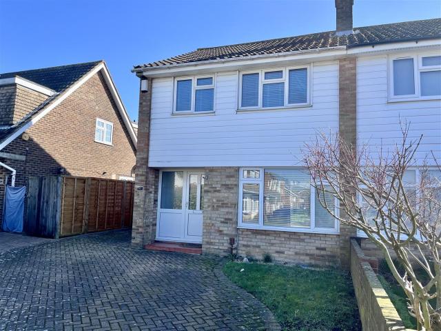 house at Goodwood Crescent, Gravesham