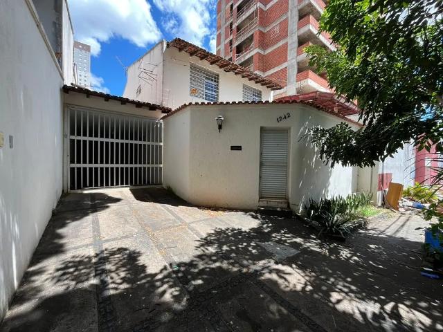 house at GOIÂNIA SETOR BUENO