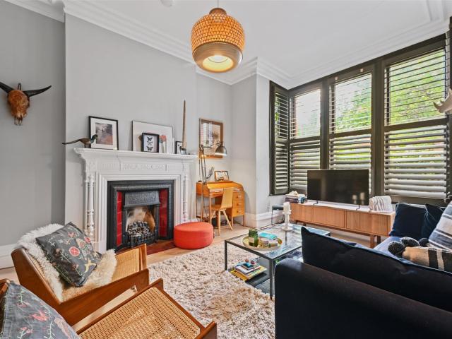 House at Goldsmith Avenue, Greater London