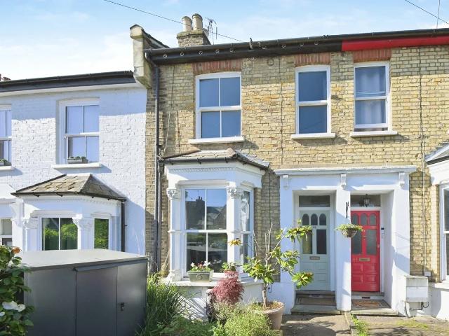 House at Gordon Hill, Greater London
