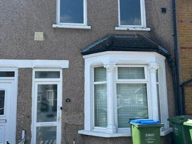 House at Gordon Road, Greater London