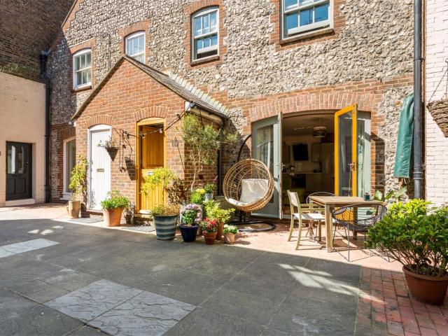House at Gloucester Mews, Brighton