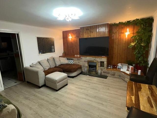 House at Glapton Lane, Nottingham