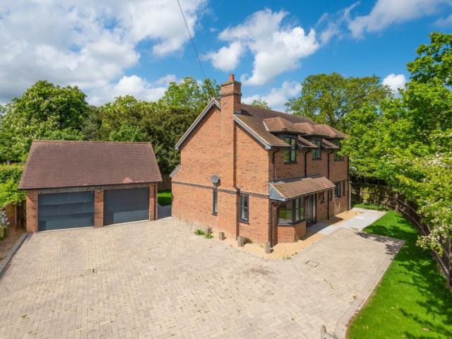 House at Grove Ferry Hill, Canterbury
