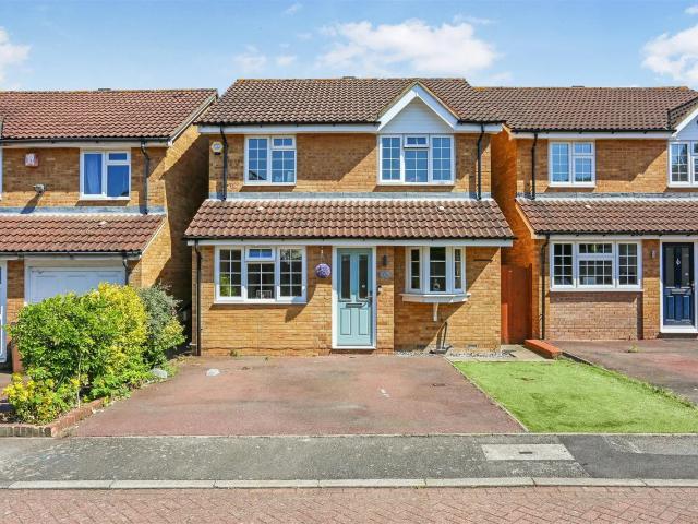 House at Groveside Close, Greater London