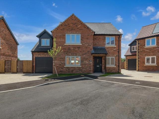 House at Green View Way, Broadland
