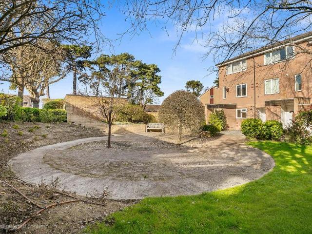 House at Green Acres, Greater London