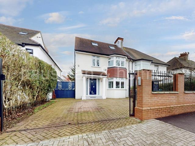 House at Greenfield Gardens, Greater London