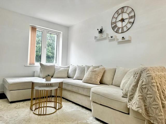 House at Guardian Way, Exeter