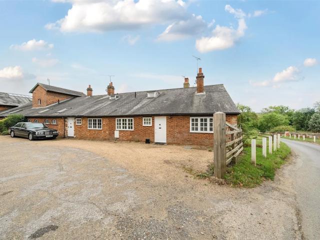 House at Guileshill Lane, Guildford