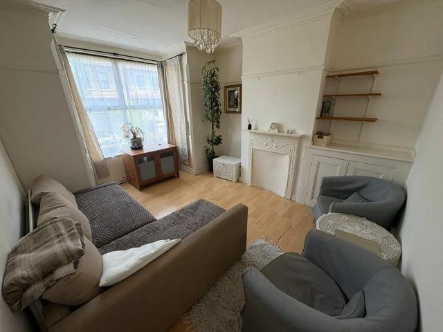 House at Guru Nanak Road, Greater London
