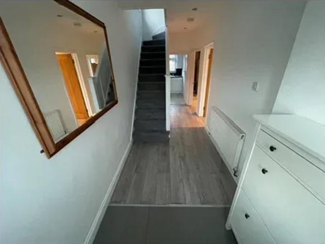 House at Hamilton Avenue, Greater London