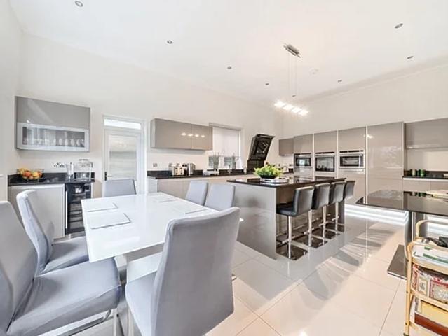 House at Hamilton Road, Greater London