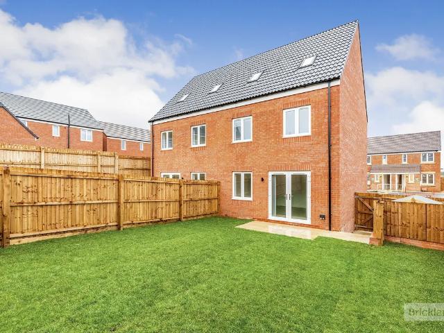 House at Hammond Close, Corby