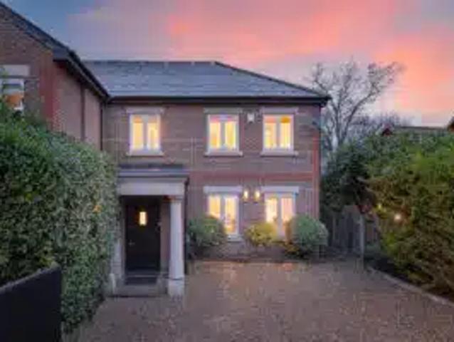 House at Hanger Hill, Elmbridge