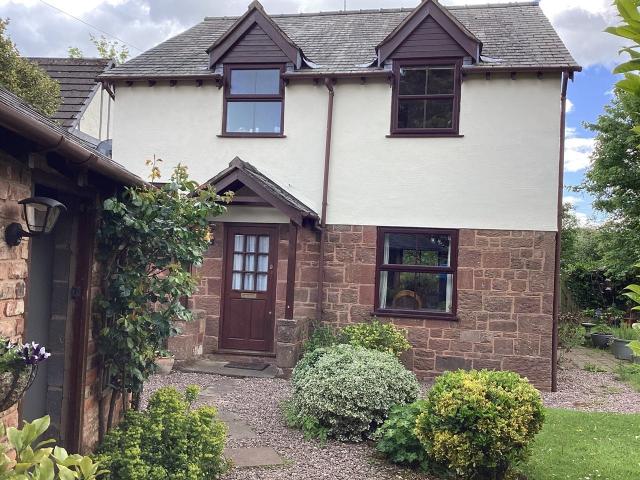 House at Hadlow Road, Willaston