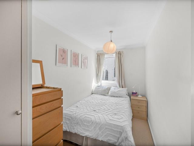 House at Haldon Road, Greater London