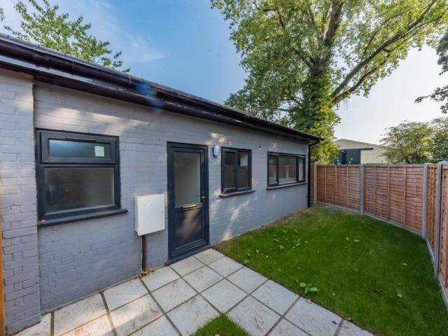 House at Halebourne Lane, Surrey Heath