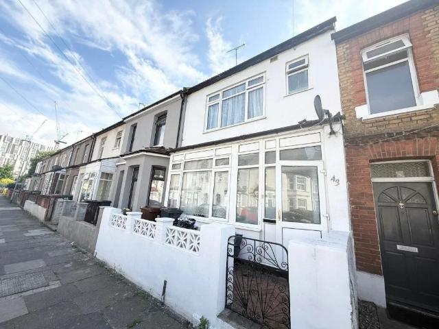 House at Harpour Road, Greater London