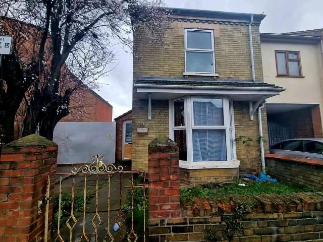 House at Harris Street, Peterborough