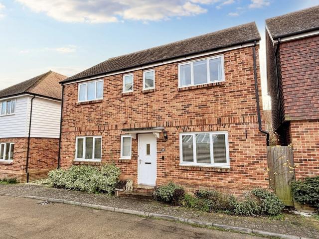 House at Havillands Place, Ashford