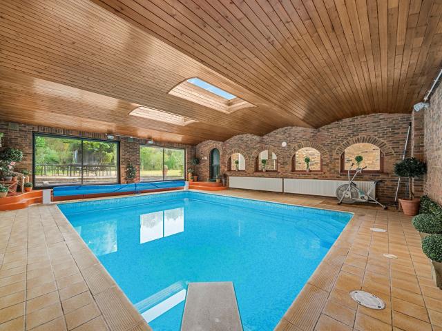 House at Hawksview, Cobham
