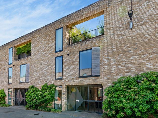 House at Henslow Mews, Cambridge