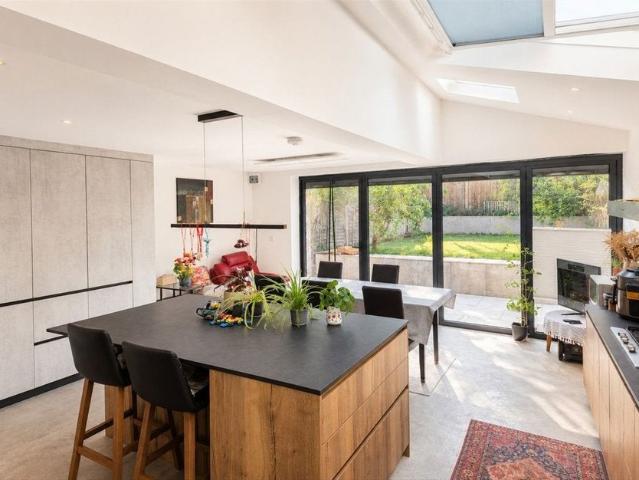 House at Henslowe Road, Greater London