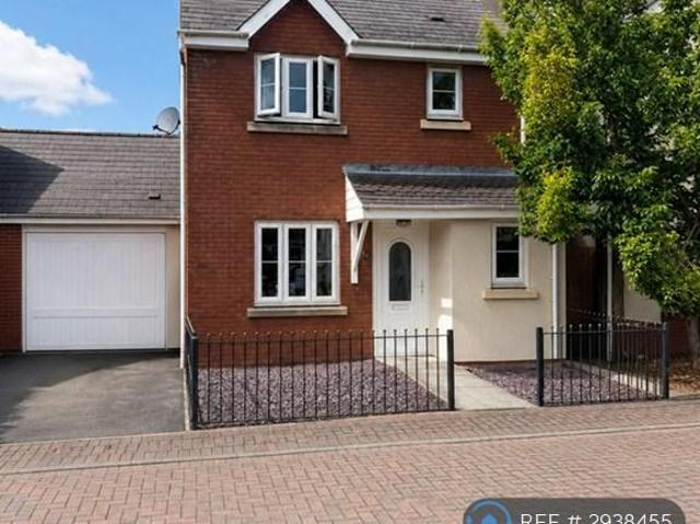 House at Heol Banc y Felin, Gorseinon