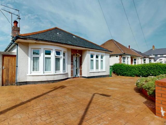House at Heol Gattwg, Cardiff