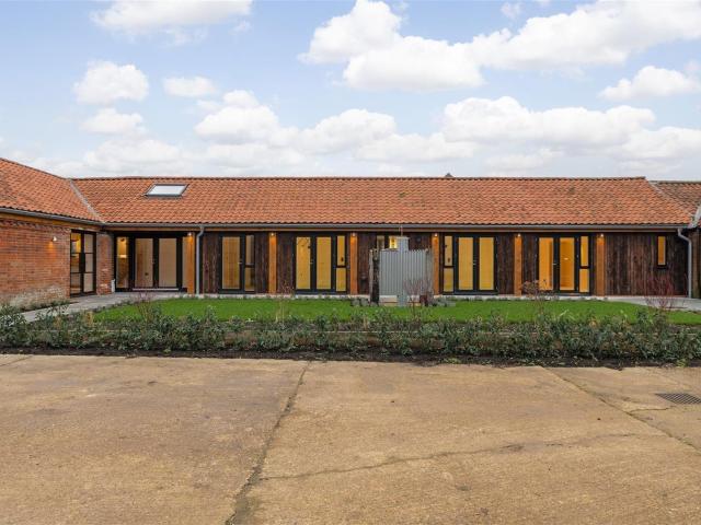House at Heath Road, Breckland District