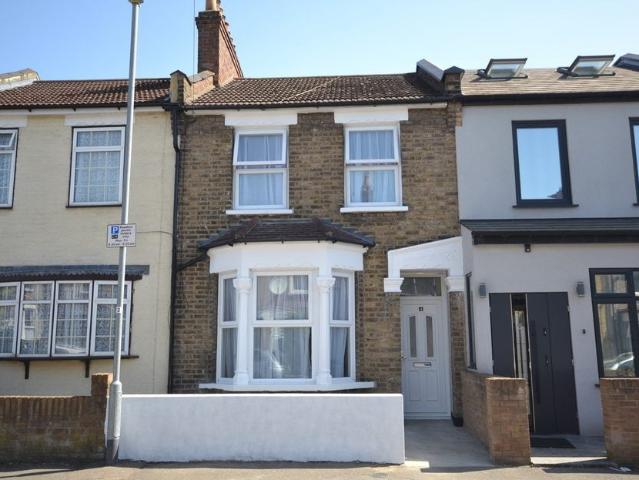 House at Heath Road, Greater London