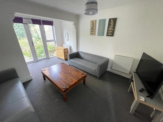 Room at Headcorn Drive, Canterbury