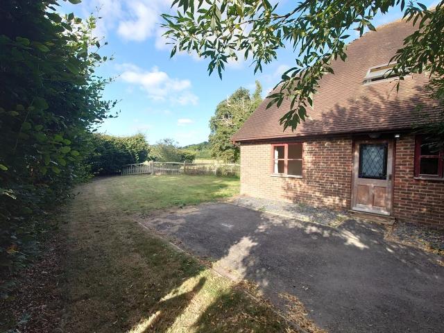 House at Headcorn Road, Ashford