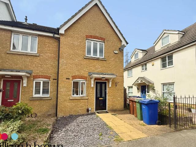 House at Hedingham Road, Grays