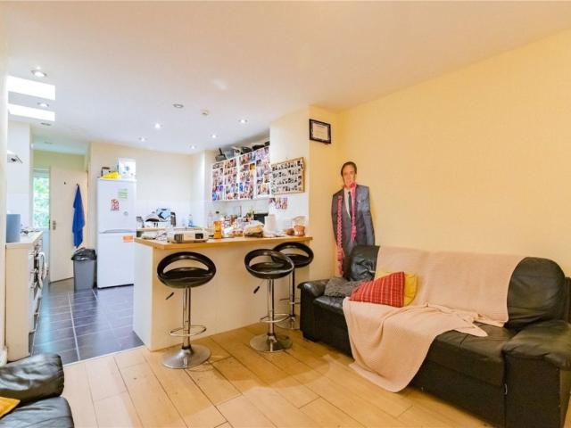 Room at Heeley Road, Birmingham